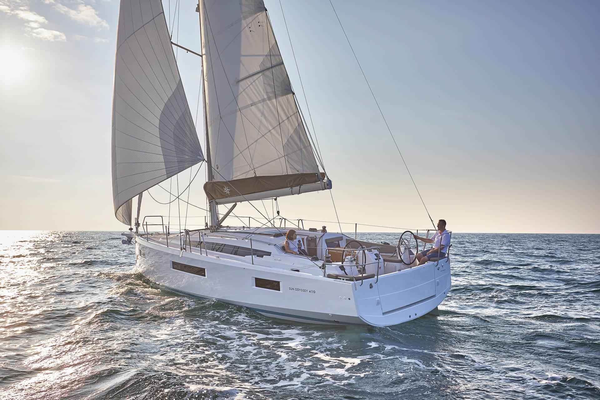Inside Look at the Fast, Roomy Jeanneau 410 - Blue Water Sailing