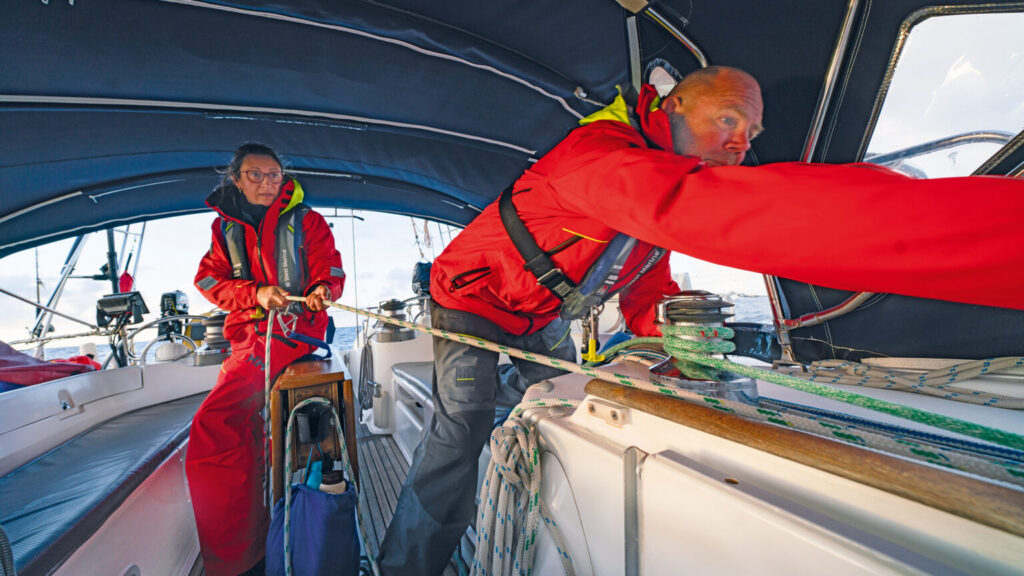 Successful Cruising Couples Discuss the Dos and Don’ts of Life Afloat ...